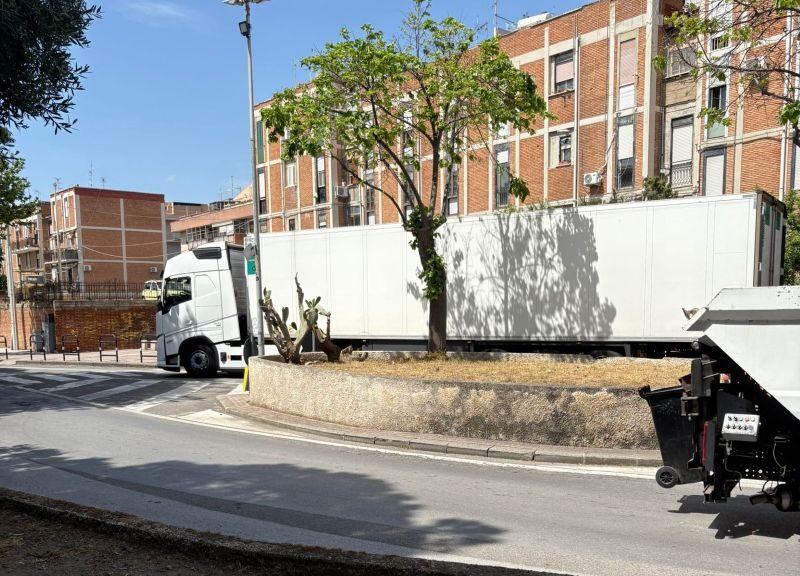 Cosimo Oteri denuncia il passaggio continuo di TIR e mezzi pesanti al ...